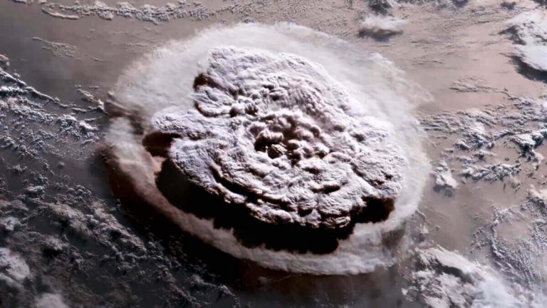 Cataclysmic Volcano Eruption near Tonga, Shockwave Circumnavigates ...